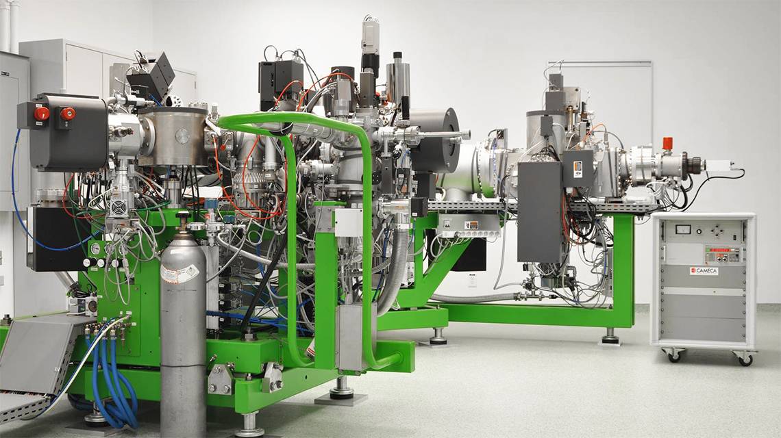 Advances in mass spectrometry through vacuum technology